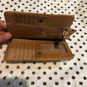 Relic | Bags | Relic Wallet | Poshmark